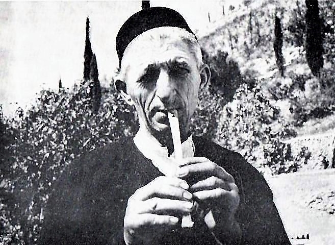 Traditional Instruments • Muzej Linđo